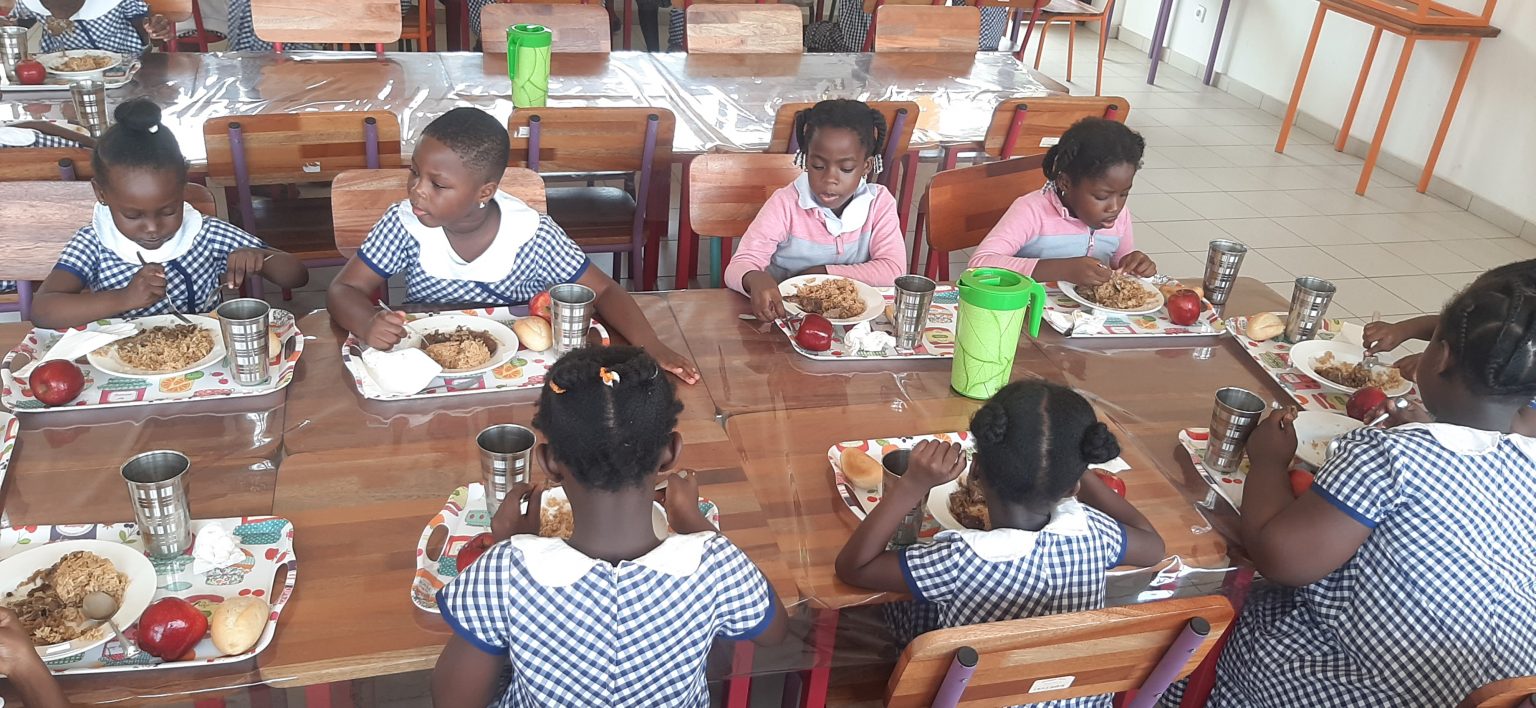 Cantine – Groupe Scolaire Madeleine-Daniélou